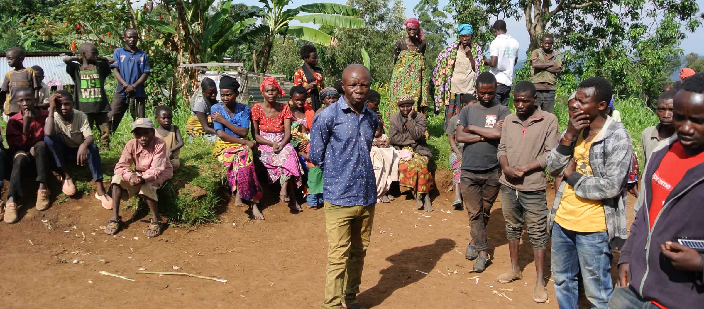 Indígenas Batwa y los gorilas - Salva la Selva